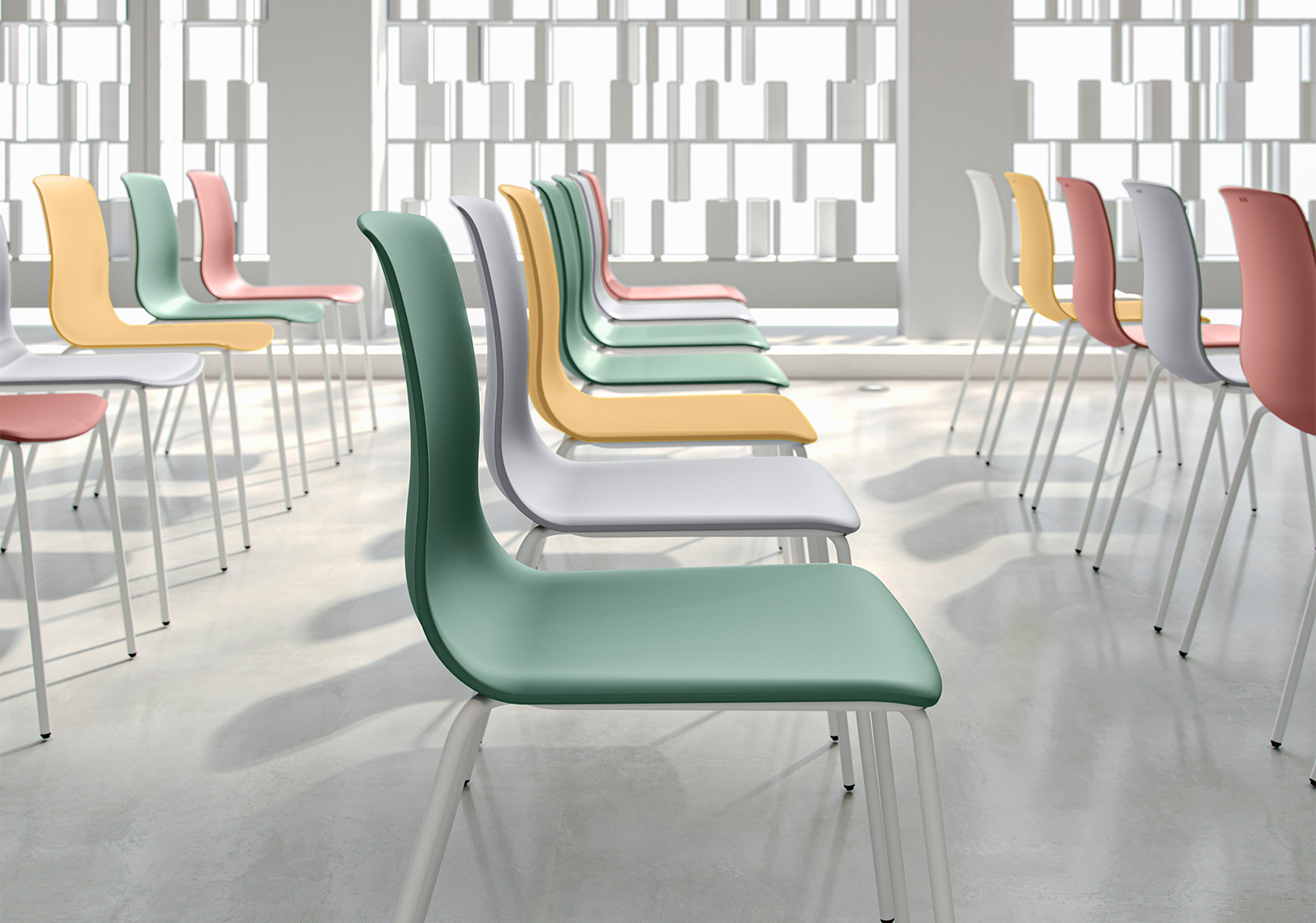 Noom 50 office chair - Alegre Design